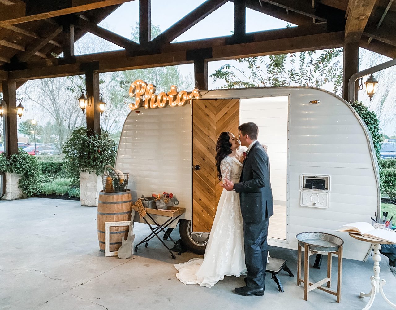 Houston's Best Mobile Wedding Photo Booth | GingerSnap Photo Camper
